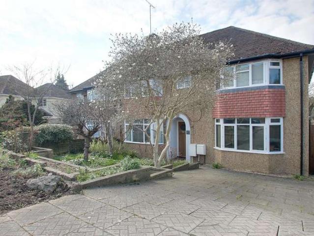 4 Bedroom Semi Detached House