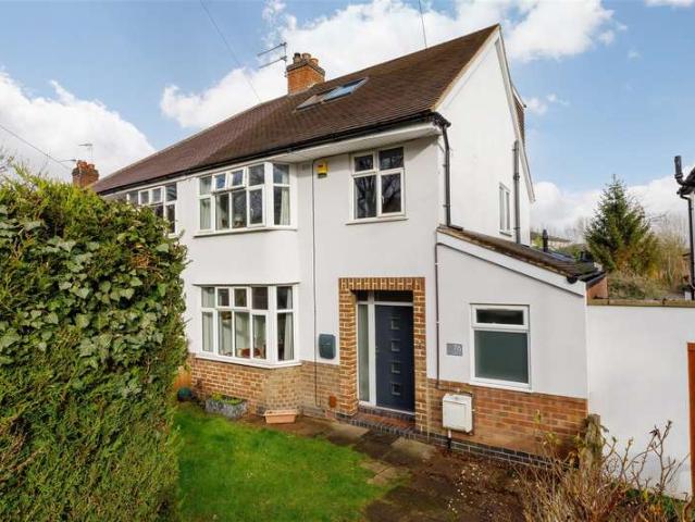 4 Bedroom Semi Detached House