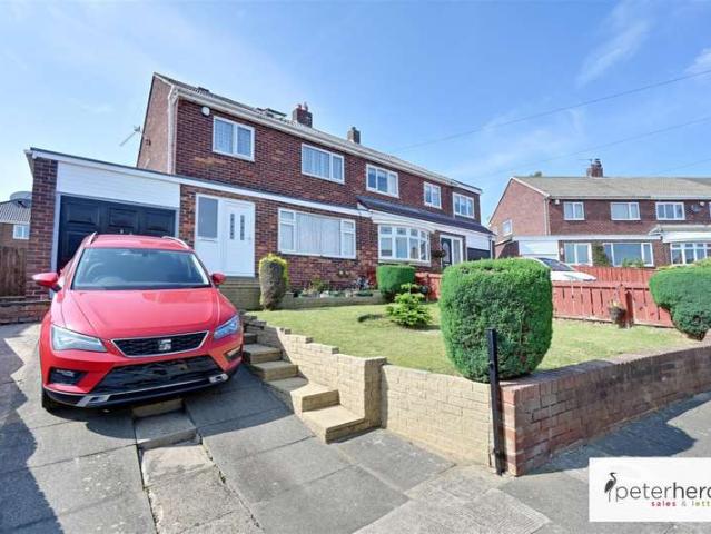 4 Bedroom Semi Detached House