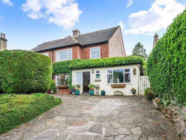 4 Bedroom Semi Detached House