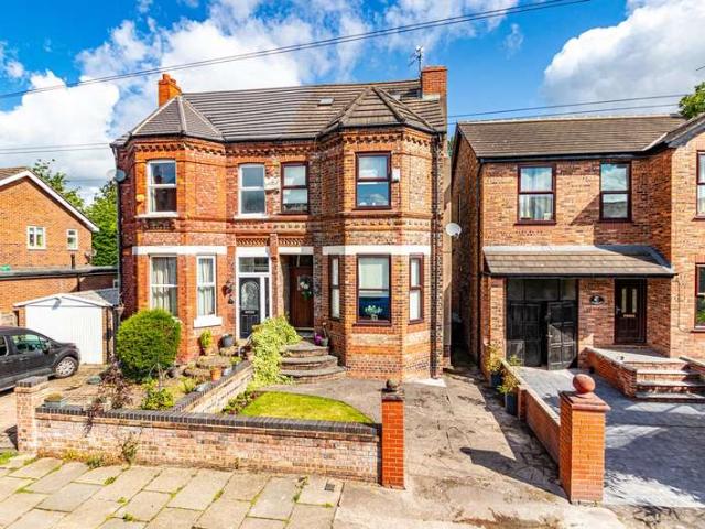 4 Bedroom Semi Detached House