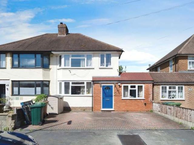 4 Bedroom Semi Detached House