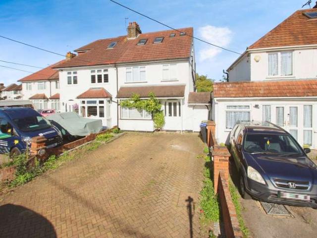 4 Bedroom Semi Detached House