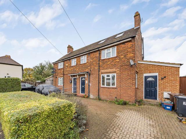 4 Bedroom Semi Detached House
