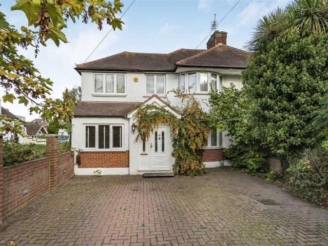 4 Bedroom Semi Detached House