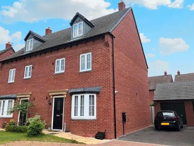 4 Bedroom Semi Detached House To Rent In Middle Green, Rothley, LE7