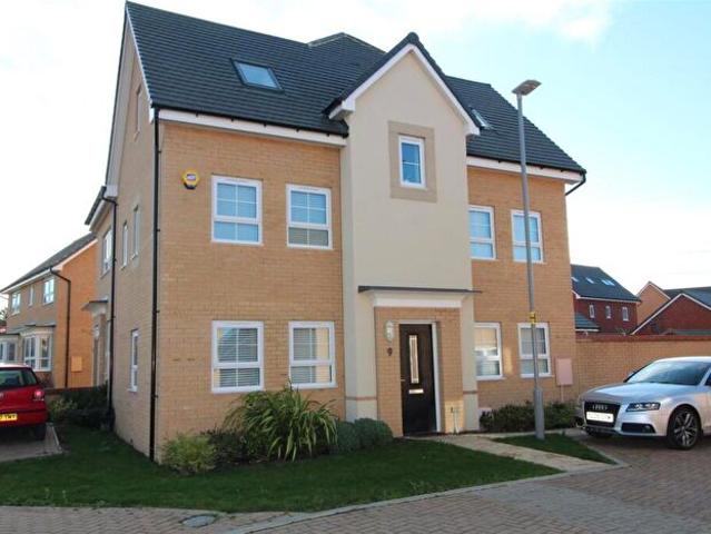 4 Bedroom Semi Detached House To Rent In Abbats Wood, Eagle Farm South, Milton Keynes, MK17