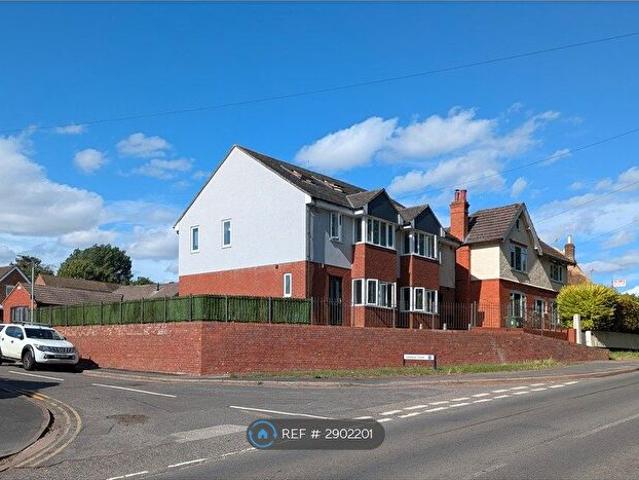 4 Bedroom Semi Detached House To Rent In Buckingham Road, Milton Keynes, MK3