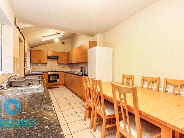 4 Bedroom Semi Detached House To Rent In Bute Avenue, Lenton, NG7
