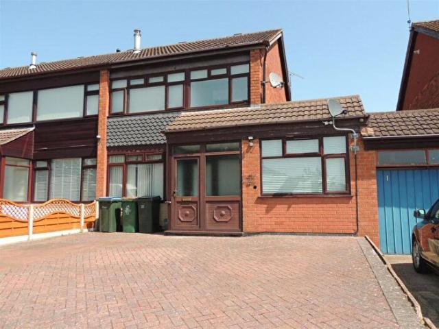 4 Bedroom Semi Detached House To Rent In Boswell Drive, Walsgrave, Coventry, CV2