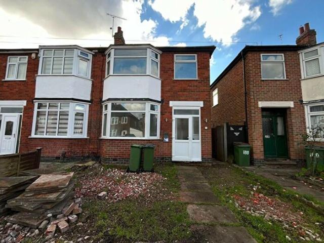 4 Bedroom Semi Detached House To Rent In Braunstone Close, Leicester, LE3