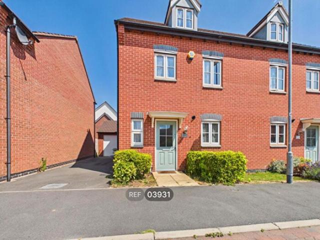 4 Bedroom Semi Detached House To Rent In, Crown Street, Nottingham, NG15
