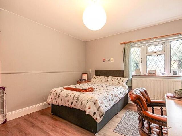 4 Bedroom Semi Detached House To Rent In Dorket Drive, Nottingham, NG8