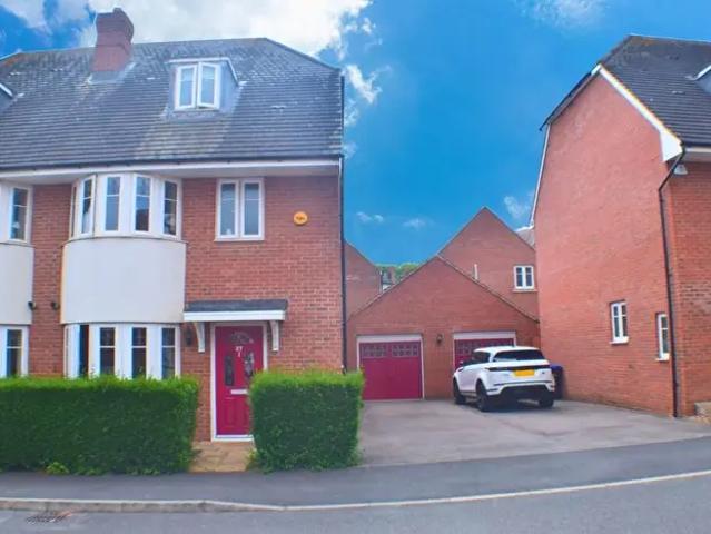 4 Bedroom Semi Detached House To Rent In Fitzgerald Road, Little Billing, Northampton, NN3