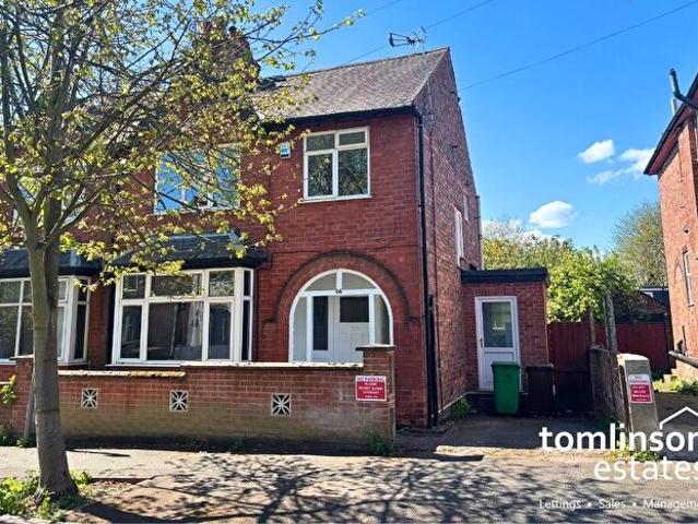 4 Bedroom Semi Detached House To Rent In Harrington Drive, Lenton, Nottingham, NG7