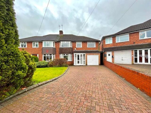 4 Bedroom Semi Detached House To Rent In Henley Crescent, Solihull, West Midlands, B91