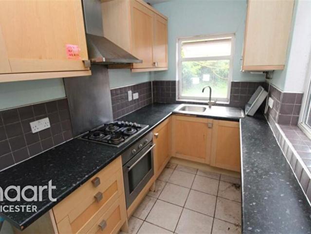 4 Bedroom Semi Detached House To Rent In Keble Road Off Welford Road, LE2