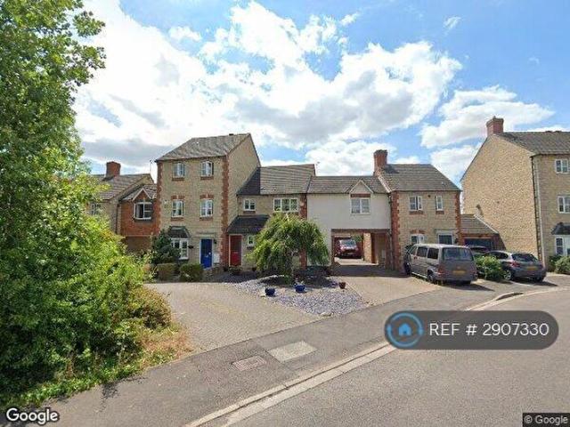 4 Bedroom Semi Detached House To Rent In Redwing Close, Bicester, OX26