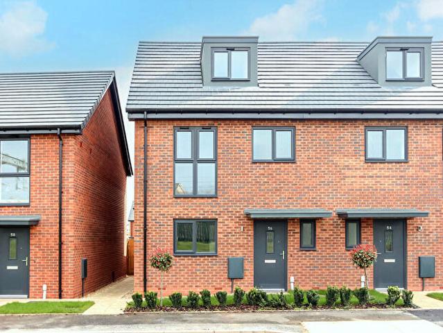 4 Bedroom Semi Detached House To Rent In Roundhouse Way, Wellingborough, NN8