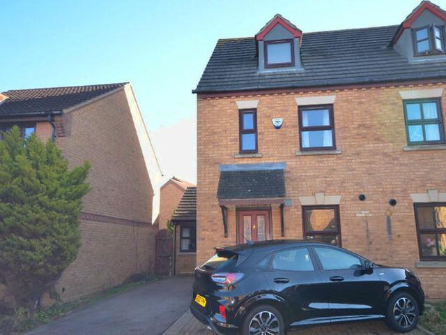 4 Bedroom Semi Detached House To Rent In St. Helens Grove, Milton Keynes, Buckinghamshire, MK10