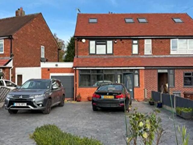 4 Bedroom Semi Detached House To Rent In Stratford Road, B90