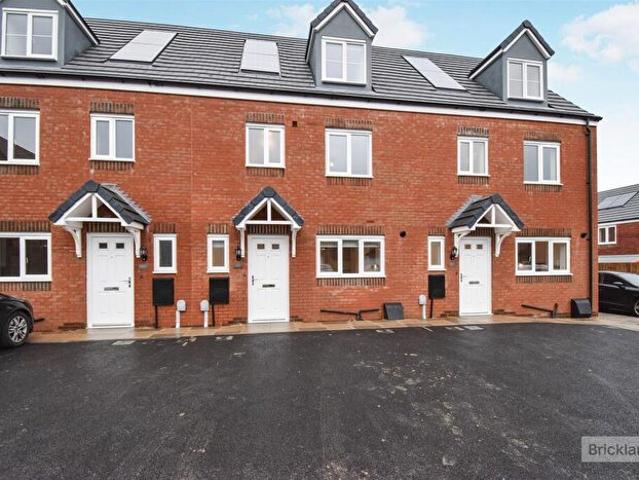 4 Bedroom Semi Detached House To Rent In Sturgess Lane, Fleckney, LE8