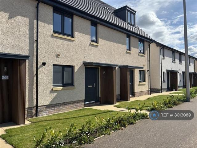 4 bedroom semi detached house to rent