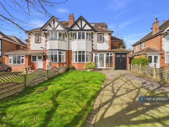 4 bedroom semi detached house to rent