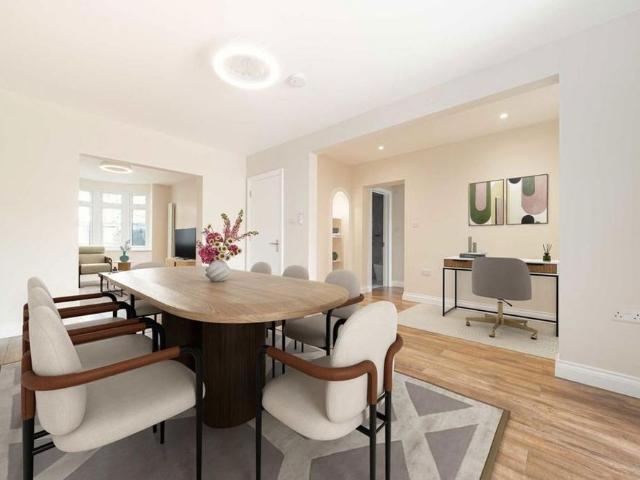 4 bedroom semi detached house to rent