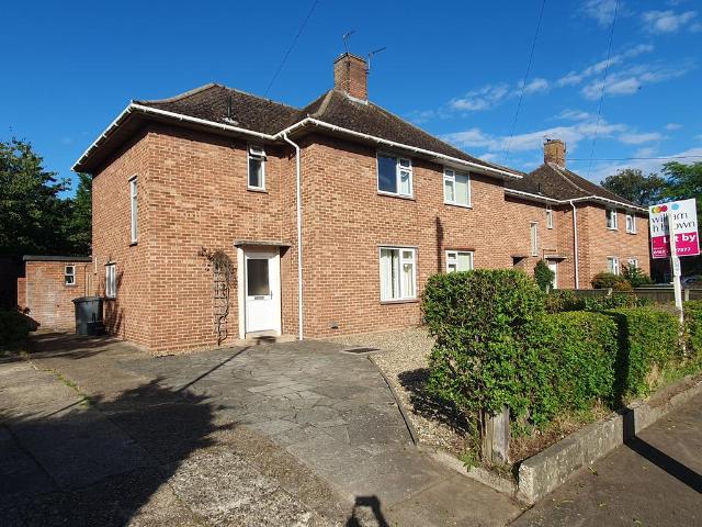 4 bedroom semi detached house to rent