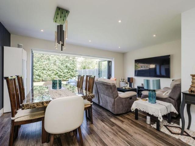 4 bedroom semi detached house to rent