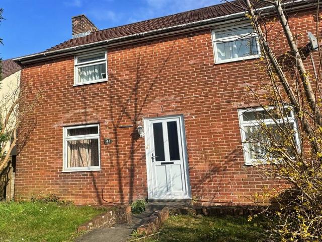 4 bedroom semi detached house to rent