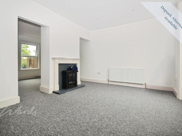 4 bedroom semi detached house to rent