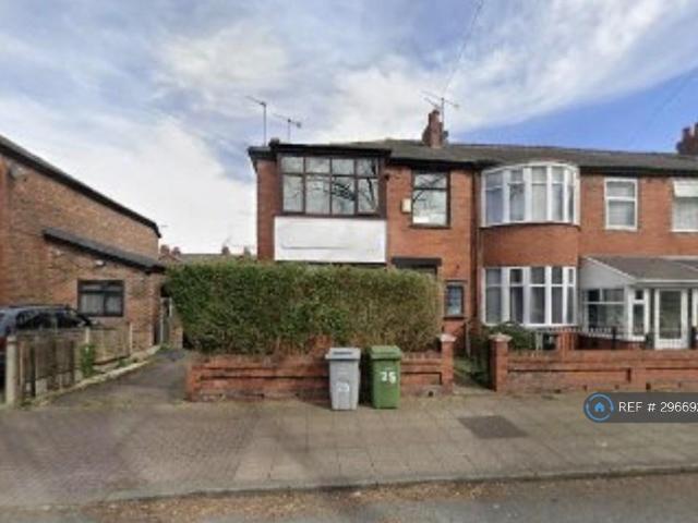 4 bedroom semi detached house to rent