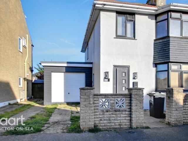 4 bedroom semi detached house to rent