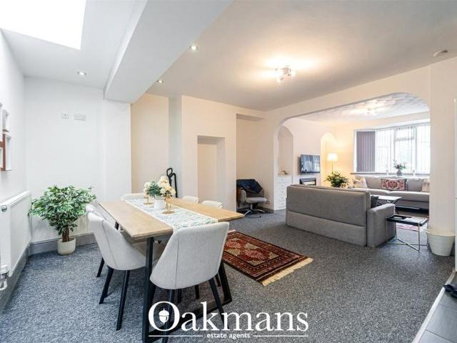 4 bedroom semi detached house to rent