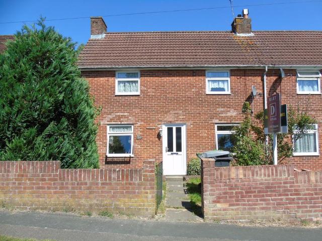 4 bedroom semi detached house to rent