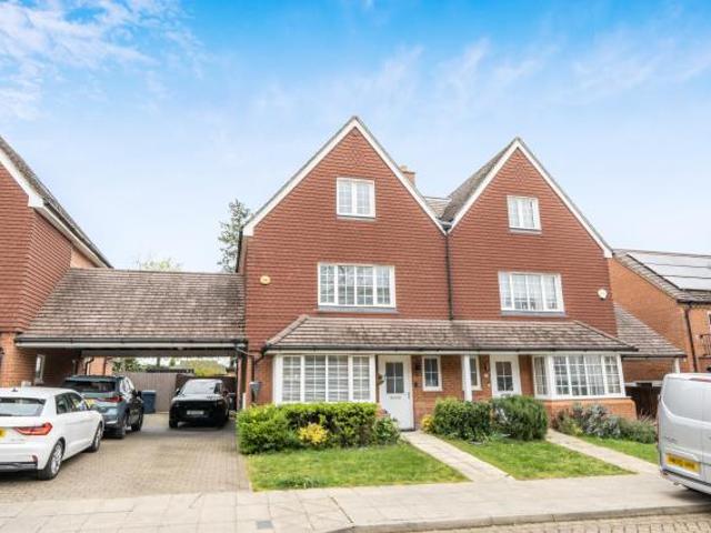 4 bedroom semi detached house to rent