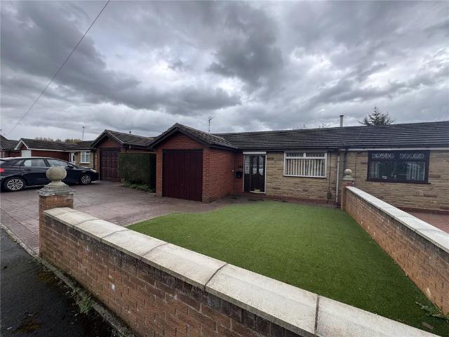4 bedroom semi detached house to rent
