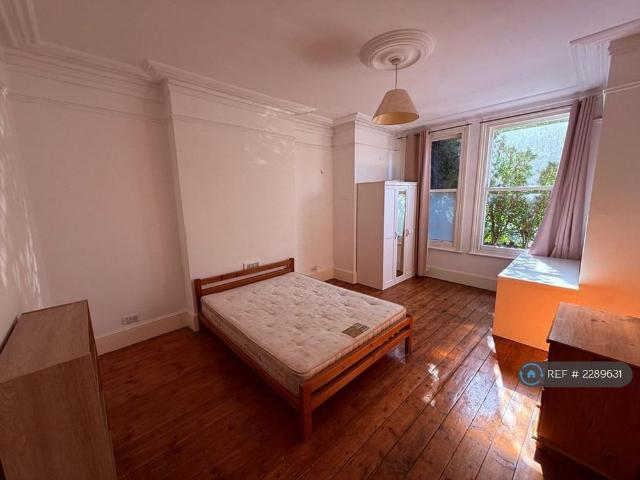 3 bedroom maisonette to rent