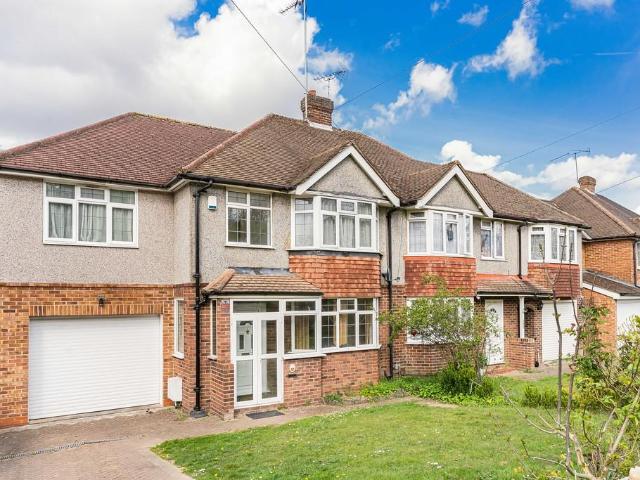 4 bedroom semi detached house to rent