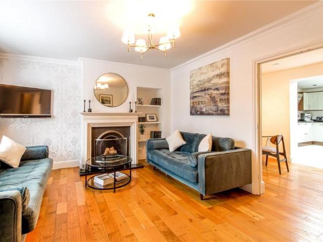 4 bedroom semi detached house to rent