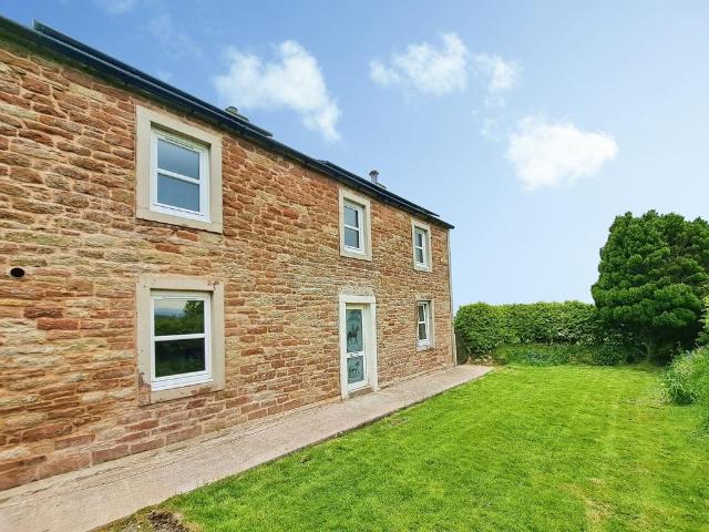 4 bedroom semi detached house to rent