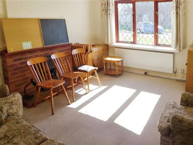 4 bedroom semi detached house to rent