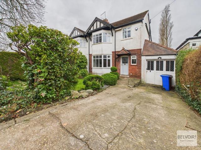 4 bedroom semi detached house to rent