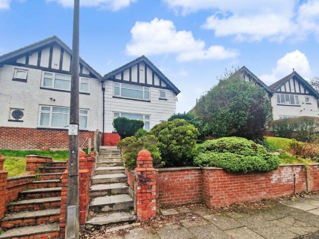 4 bedroom semi detached house to rent