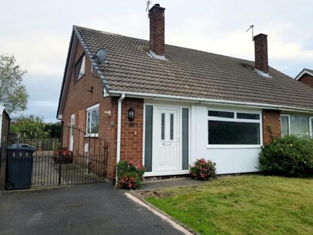 4 bedroom semi detached house to rent