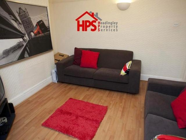 4 bedroom semi detached house to rent