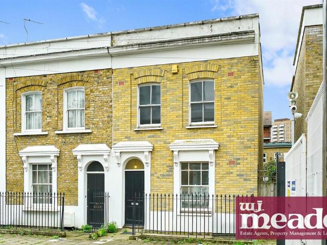4 bedroom semi detached house to rent
