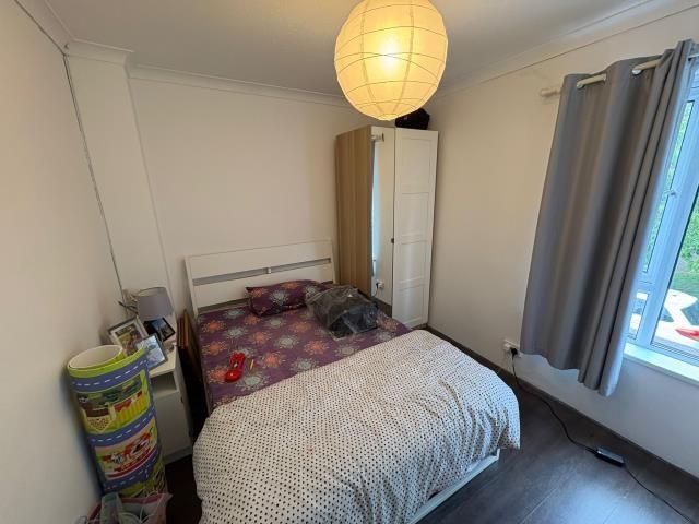 4 bedroom semi detached house to rent